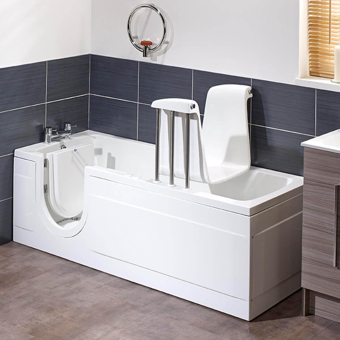 Chromotherapy Walk-in Bath | The Empower