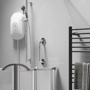 Walk-in Shower with Stable Doors | The Inspire